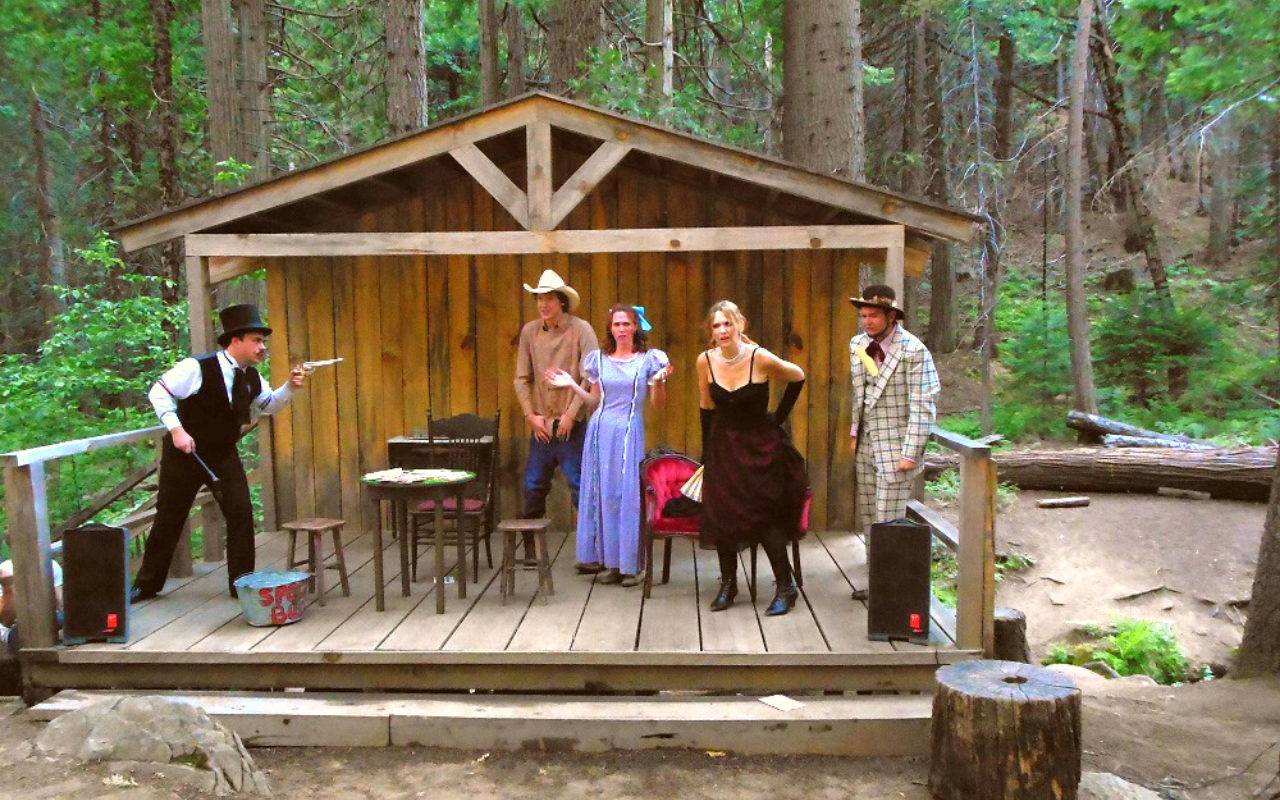 Moonlight Melodrama Dinner Train | Yosemite Mountain Sugar Pine Railroad